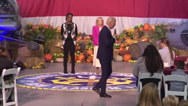 Biden Approaches a 6-Year-Old Girl, Tells Her: ‘I Love Your Ears ...