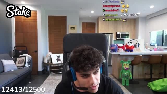 FaZe Clan Gen-Z Sreamer to Kamala Harris: Stop Hitting My Team to Do a ...